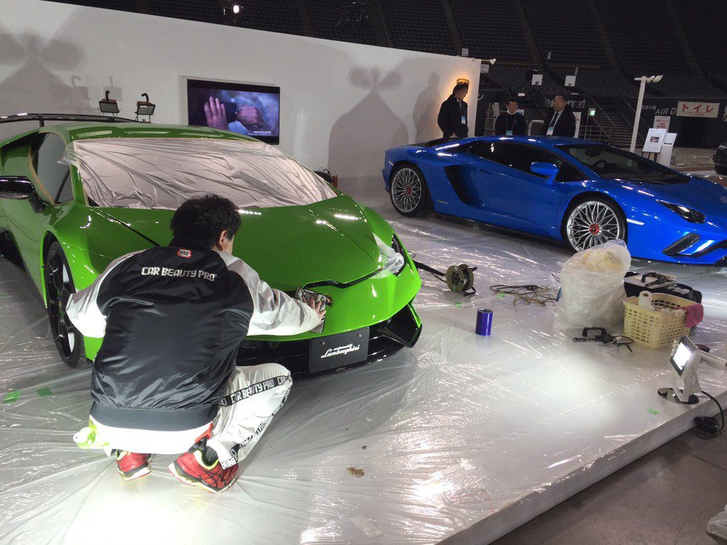 2018 札幌モーターショー 2018年1月19日より開催される札幌モーターショーの展示車両へ技術協力してきました。 カービューティープロの ...